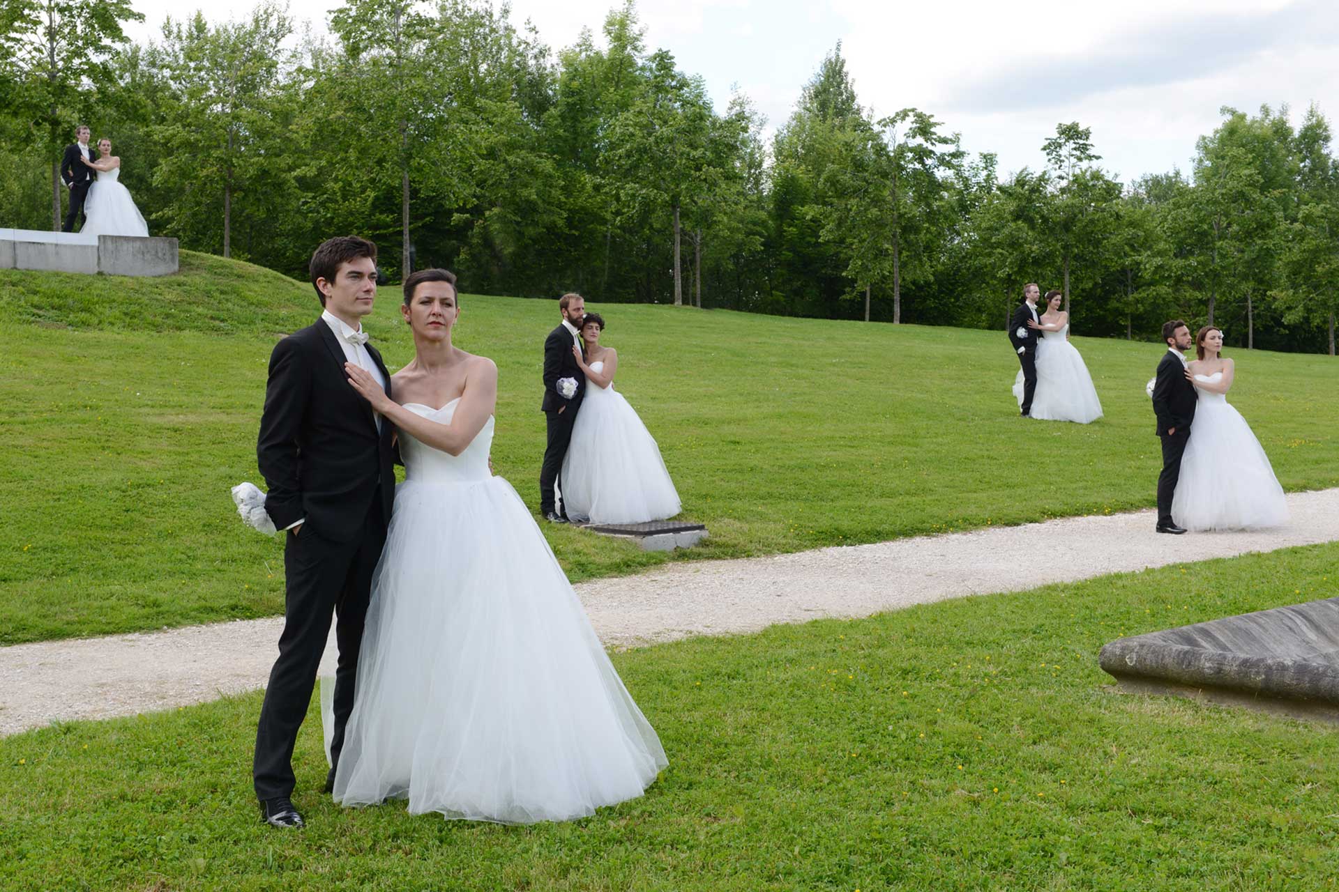 Les mariés, même - Les Tombées de la Nuit : Festival | Dimanche à ...